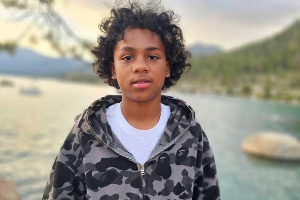 R&B Legend Alexander O’Neal and Wife Hospitalized After Minnesota ...