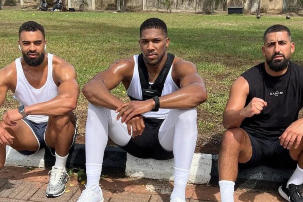 Anthony Joshua Injured in Fatal Car Crash in Nigeria That Killed Two ...